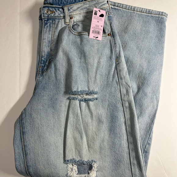 wild fable | Jeans | Wild Fable Light Denim Distressed Jeans Size 2 ...